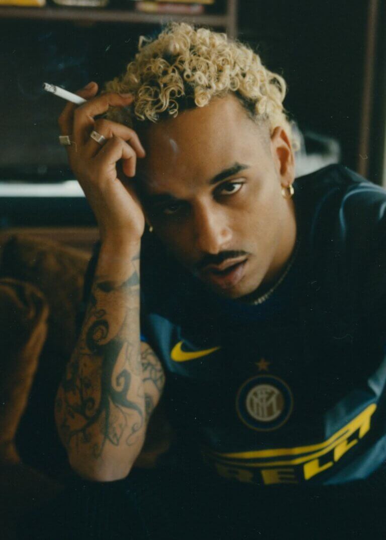 Laylow - L'Étrange Histoire de Mr Anderson - L'année rap 2021 - Abcdr ...