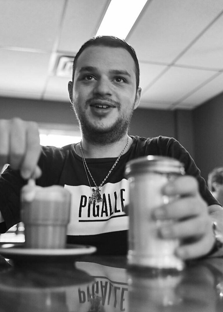 Loveni et Rowjay, rois du cool - L'année rap 2021 - Abcdr du Son